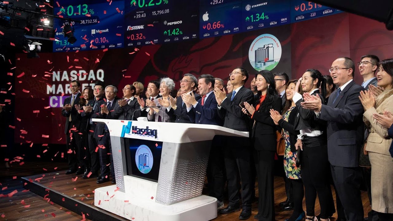 Nasdaq Closes At Highest Level Since 2021 As Tech Stocks Roar - YouTube