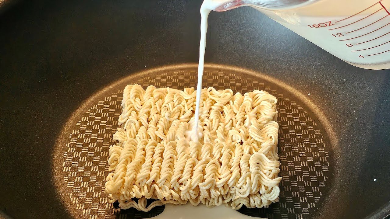 The Best Instant Noodles Recipe | Must-Try Korean Ramyun (Ramen) Recipe ...
