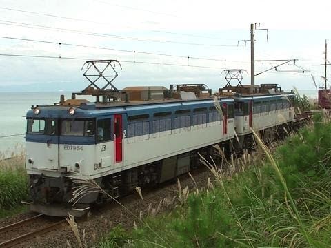 (HD) JR貨物 ED79重連牽引 津軽海峡線の高速貨物列車(ED79-50電気機関車) - YouTube