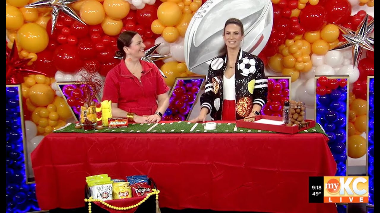 5 Ways to Host a Winning Super Bowl Party - YouTube