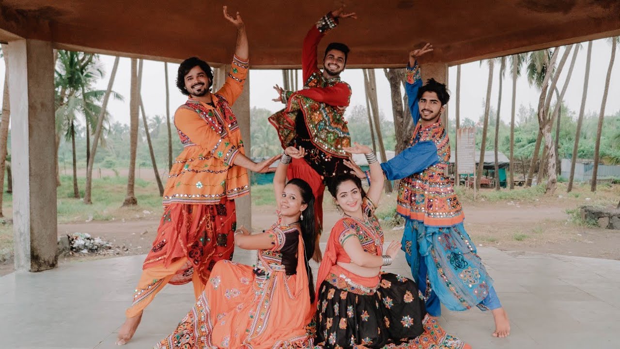 Haiyaa | Hellaro | Dusshera Special | Garba Dance - YouTube