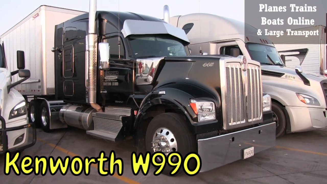 Black Kenworth W990 Spotted At Iowa Truck Stop - YouTube