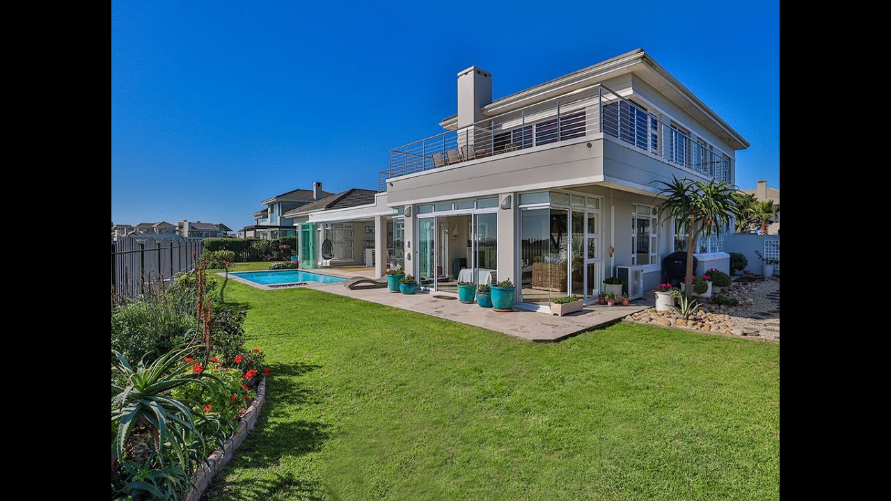 4 Bedroom House For Sale in Sunset Links - RL16220 - Firzt Realty ...