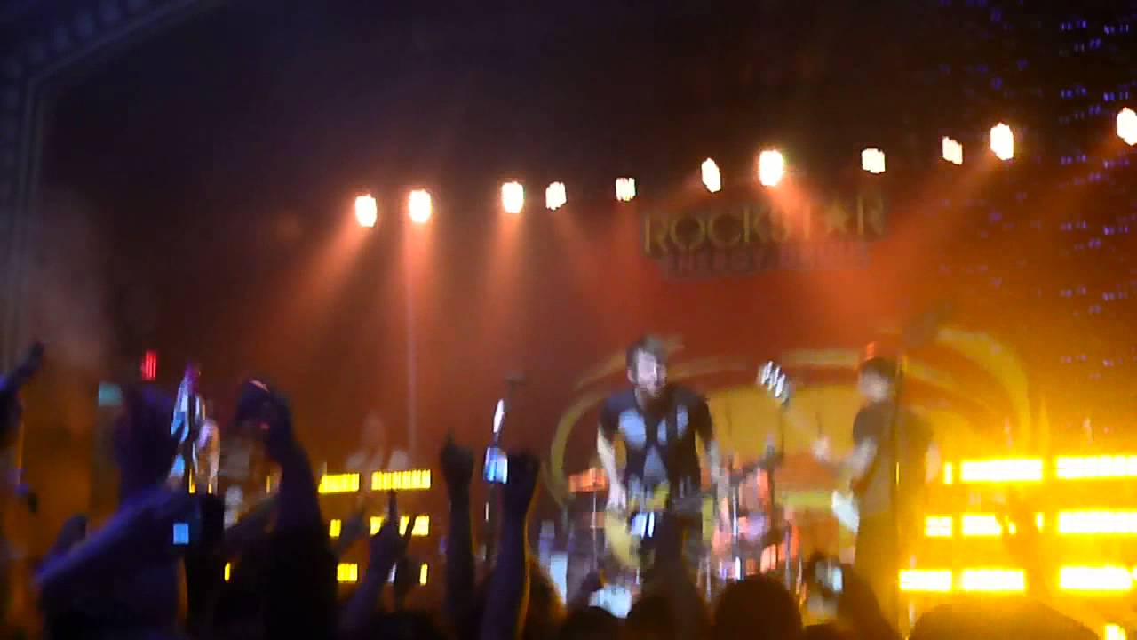 Jasey Rae - All Time Low (Live in Detroit) - YouTube