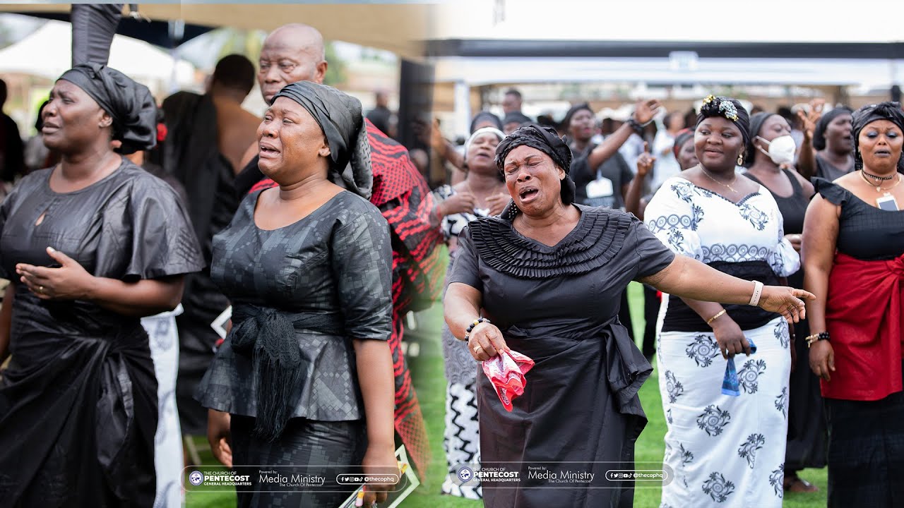 Very Touching Pentecost Praise at the Late Apostle Samuel Appiah’s ...
