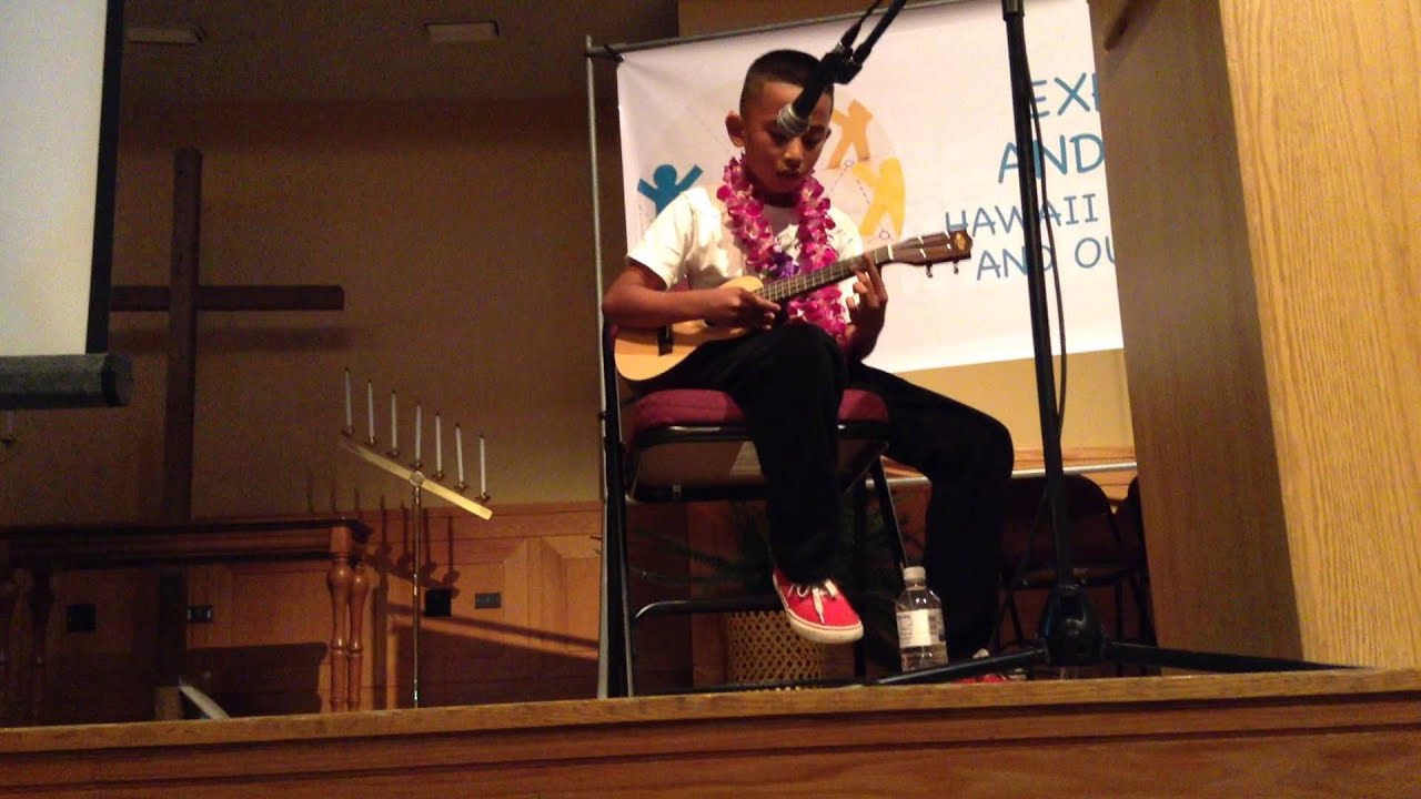 Ron Janer plays "Hilo March" on his ukulele - YouTube