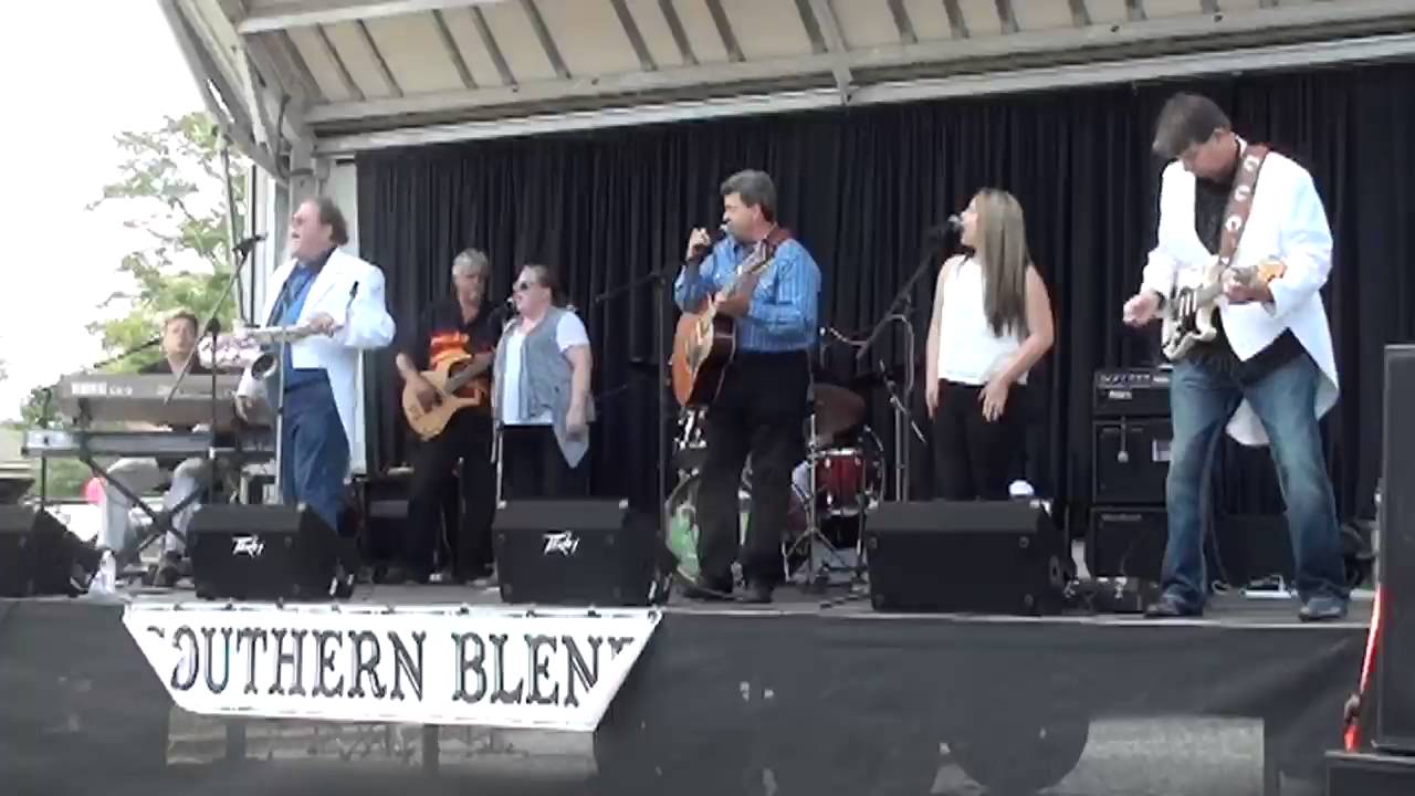 Johnny B Goode - Southern Blend Band Chuck Berry Cover - YouTube