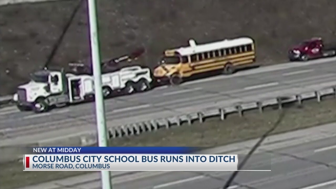 City school bus crashes along I-270 in east Columbus - YouTube