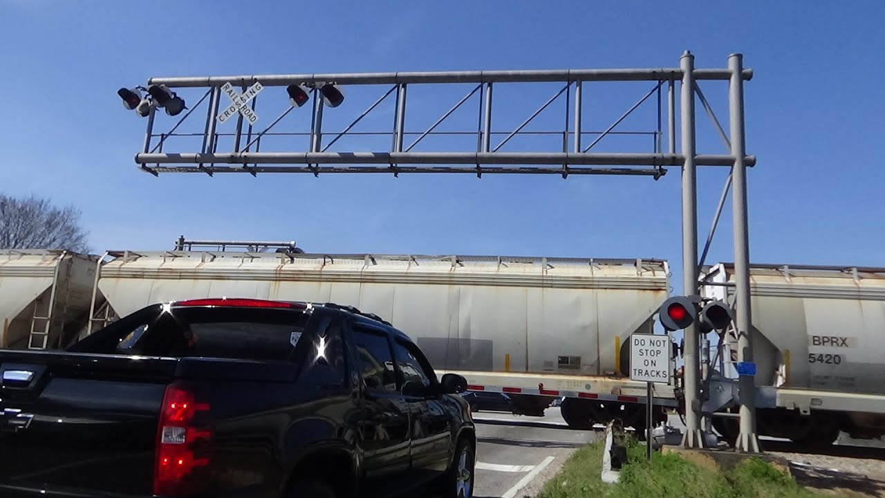 Liberty Hall Road Railroad Crossing, Goose Creek, SC - YouTube