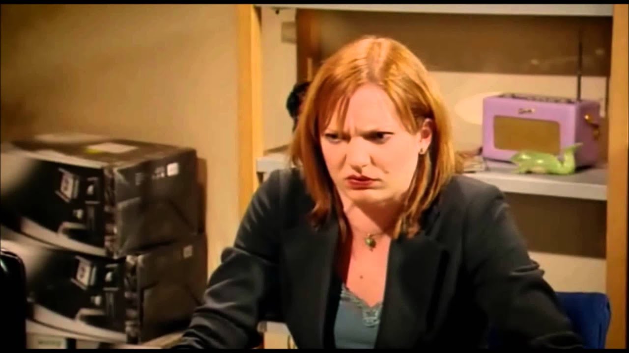 The IT Crowd S01E02 - Are You Stressed, Jen? - YouTube