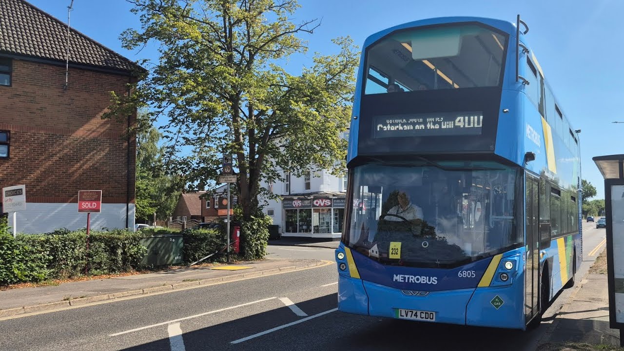 Top deck ride on Metrobus Wright StreetDeck Hydroliner | 6805 (LV74 CDO ...