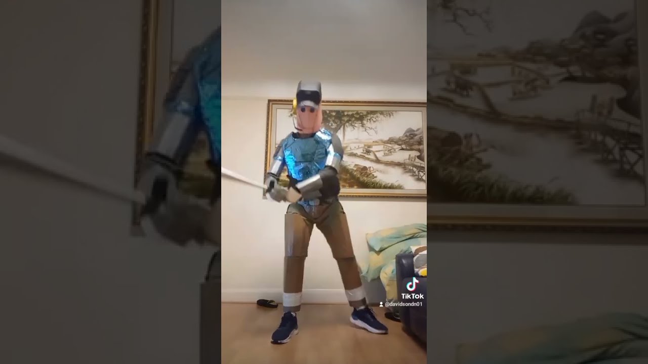 Robot Scout Cosplay TF2 MVM Tiktok part 1 - YouTube
