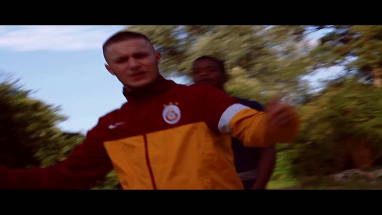 John Negus - Gangin' (ft. Rico Roekeloos) - YouTube