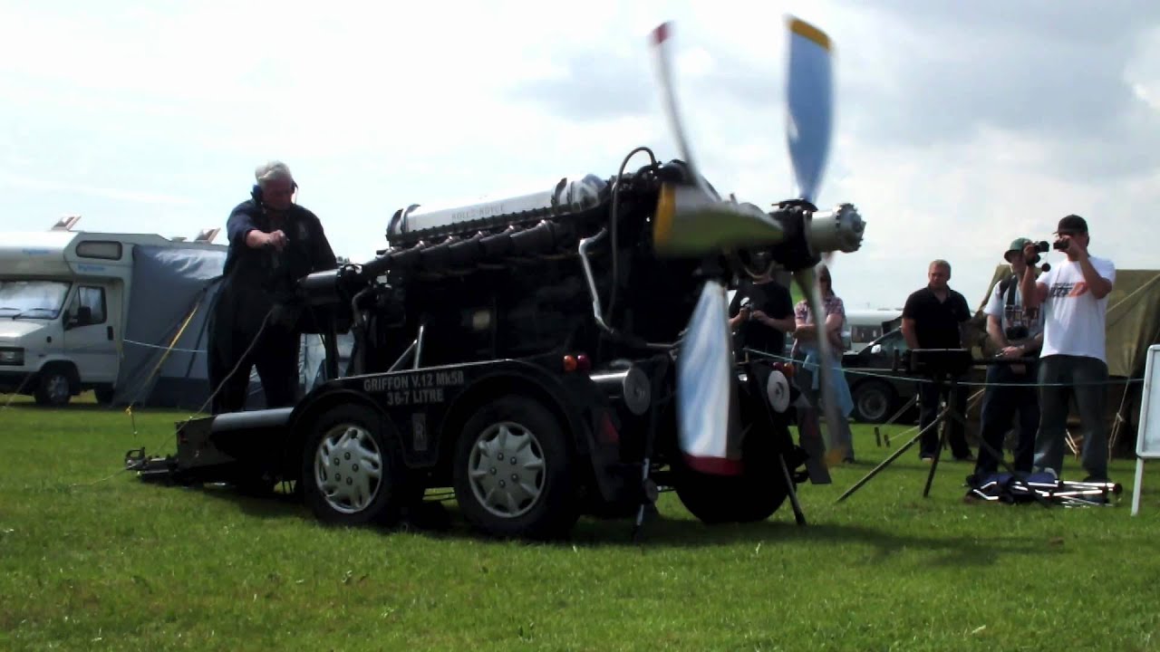 Rolls Royce Griffon - YouTube