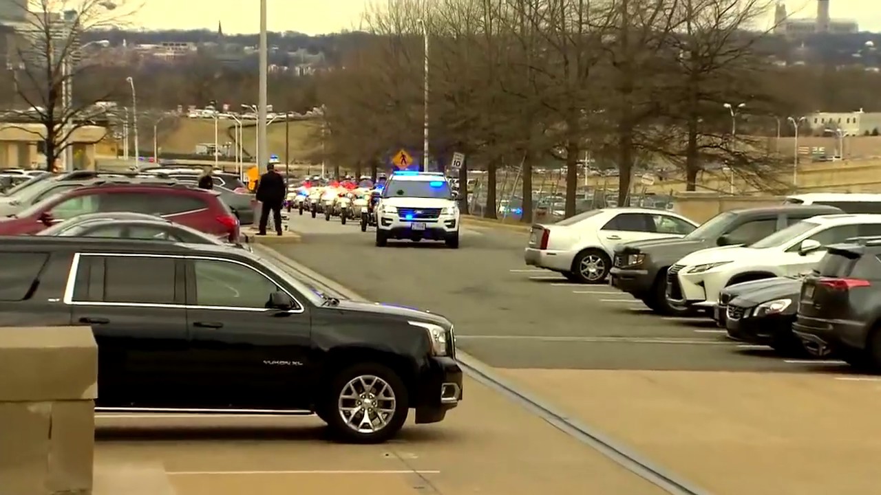 Donald Trump security convoy/ us president - YouTube