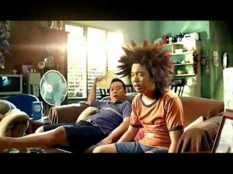 Coca Cola Brrr - Moymoy Palaboy w/ Ian Batherson [Philippines Version ...