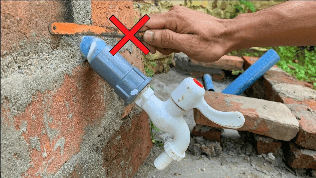 No Need To Cut It! Plumber's Clever Idea To Fix A Broken Water Pipe ...