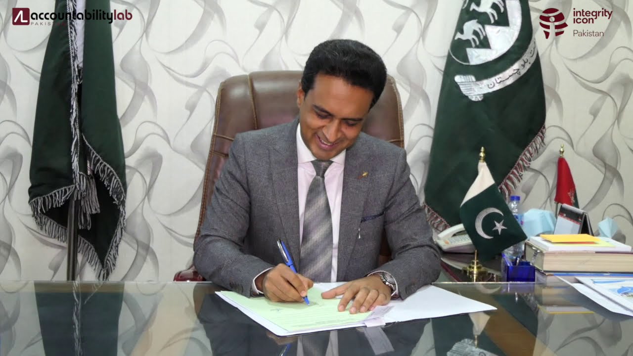 Integrity Icon Pakistan 2020 winner - Tariq Javed Mengal - YouTube