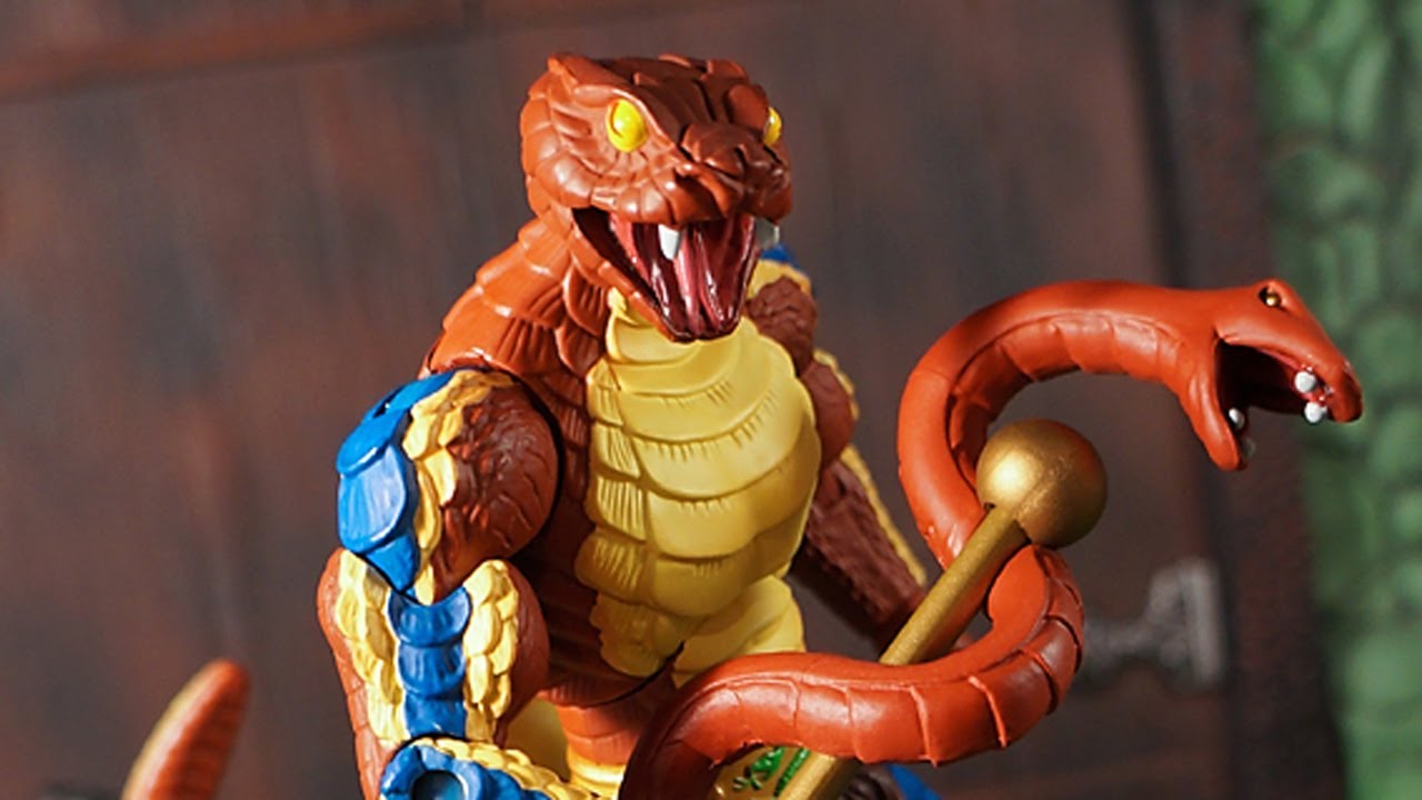 Rattlor MOTUCFigures.com Video Spotlight MOTU Classics Review Snakemen ...