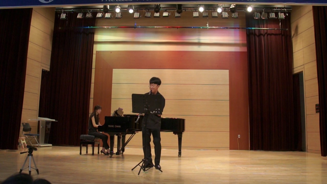 Stamitz Concerto No.3 3rd mov. - YouTube