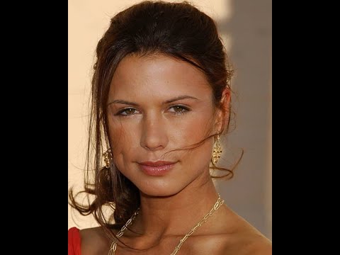 𝐑𝐡𝐨𝐧𝐚 𝐌𝐢𝐭𝐫𝐚