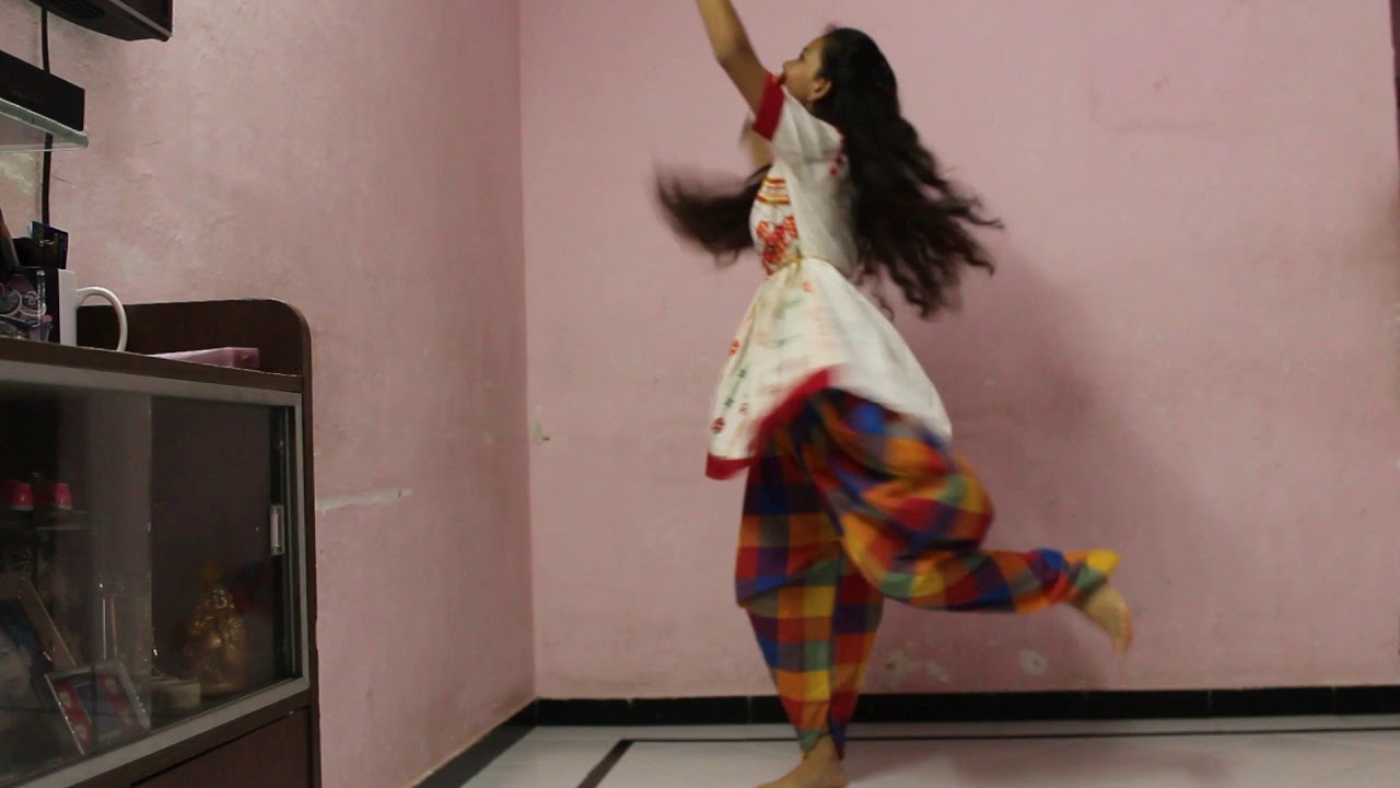 Dance by Esha Mehta on Chakdol song - YouTube