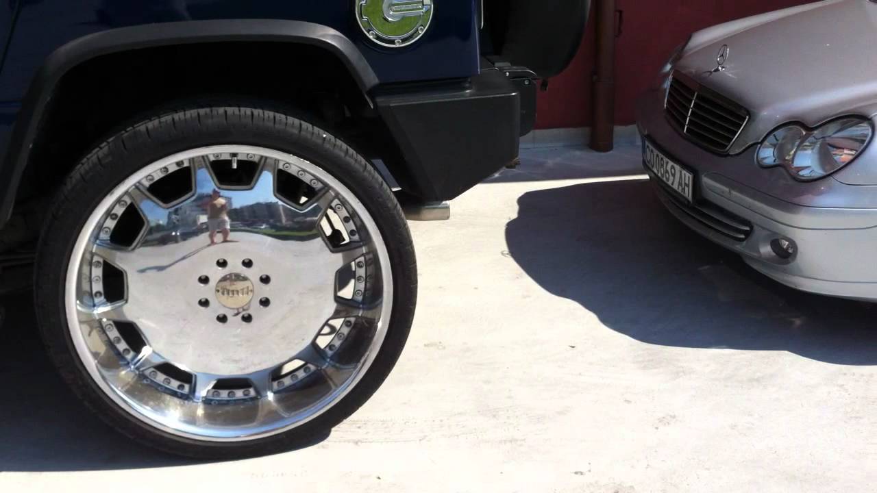 Hummer H2 30 inch Rims - YouTube