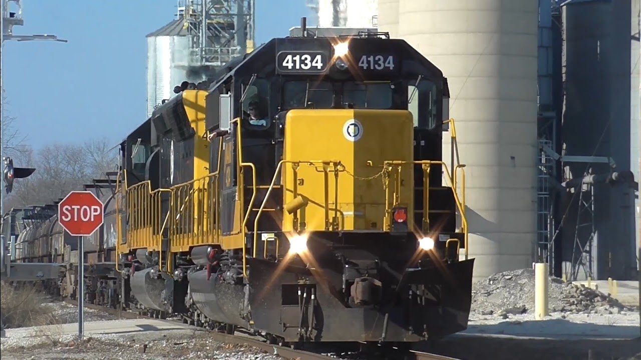 WAMX 4134 Leads DREI 101 through Newman, IL - YouTube