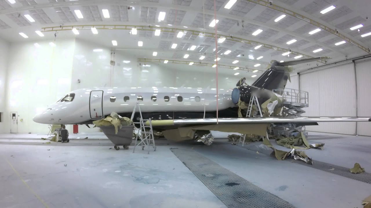 Embraer 500 Paint Timelapse - YouTube