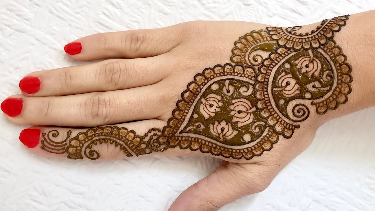 Special bel mehandi for karvachauth..latest design for bridesmaids ...