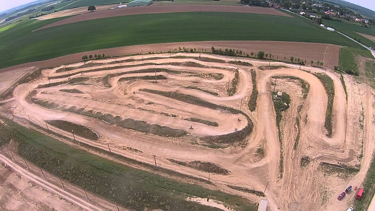 terrain de cross as maricourt - YouTube