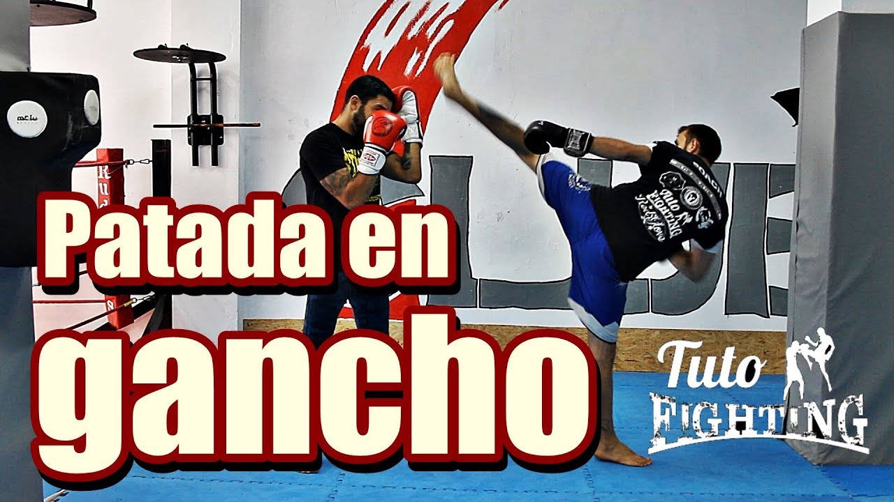 Patada en gancho / Hook kick (por Mario P. del Fresno) | TutoFighting - YouTube