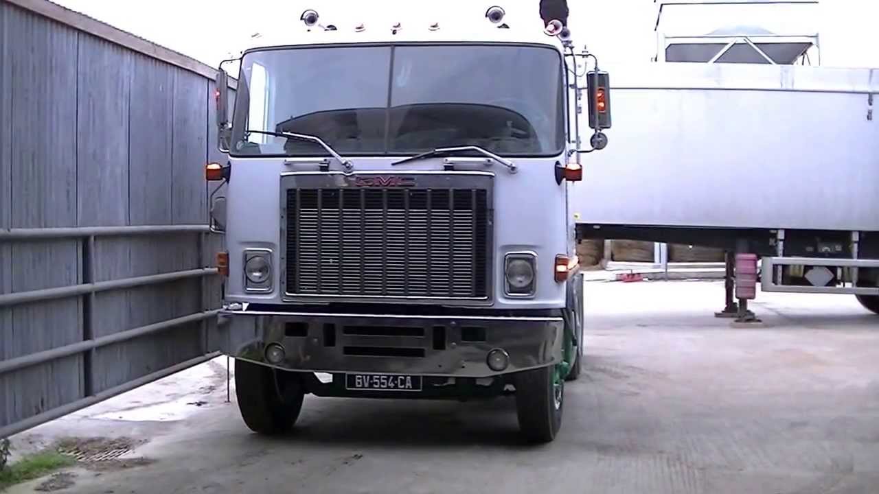 GMC astro 1980 le 21 12 2013 ,mon fils le rentre dans la garage ...