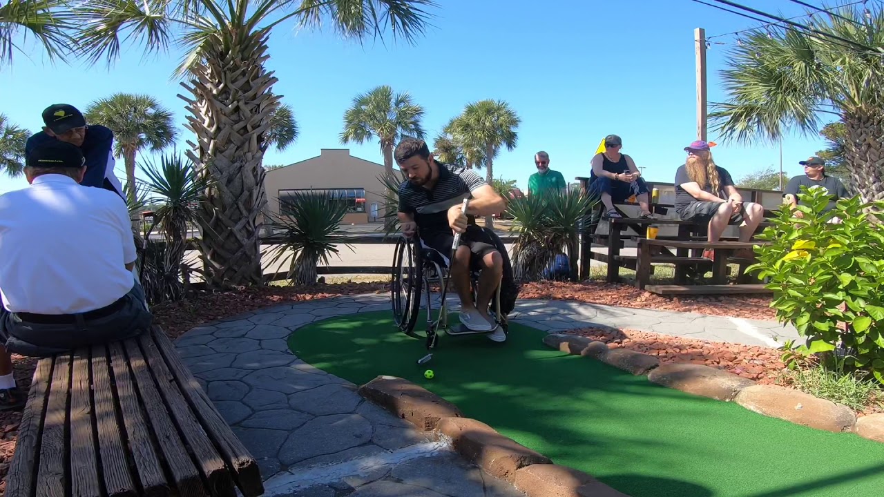 Mini-Golf Masters - Really Good Putt - YouTube