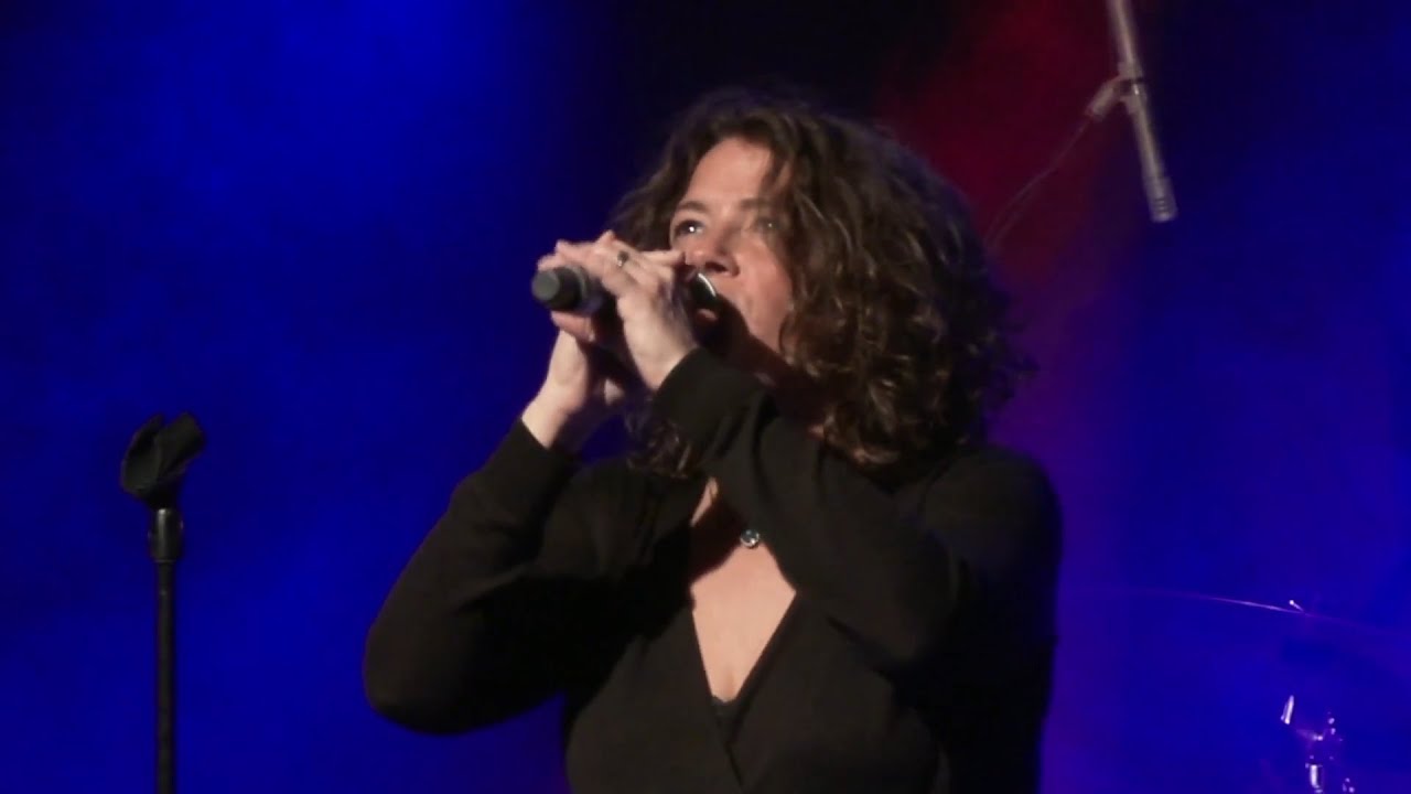 Jessica Born & Band - Brightest Star - LIVE Colos Saal Aschaffenburg ...