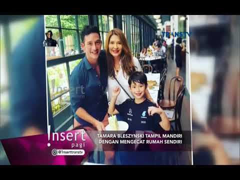 TAMARA BLESZYNSKI MENGECAT RUMAH SENDIRI