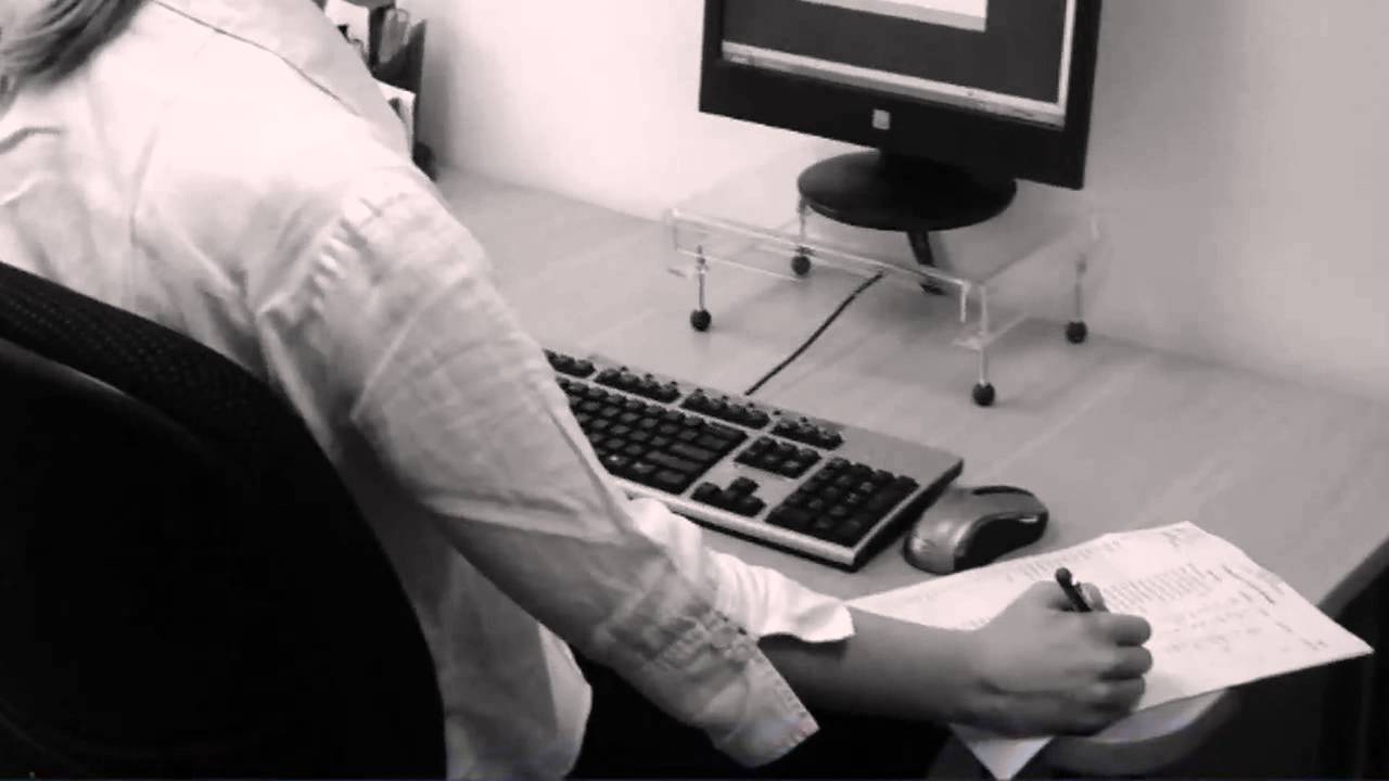 Introduction to the Microdesk: Writing platform for keyboard work - YouTube