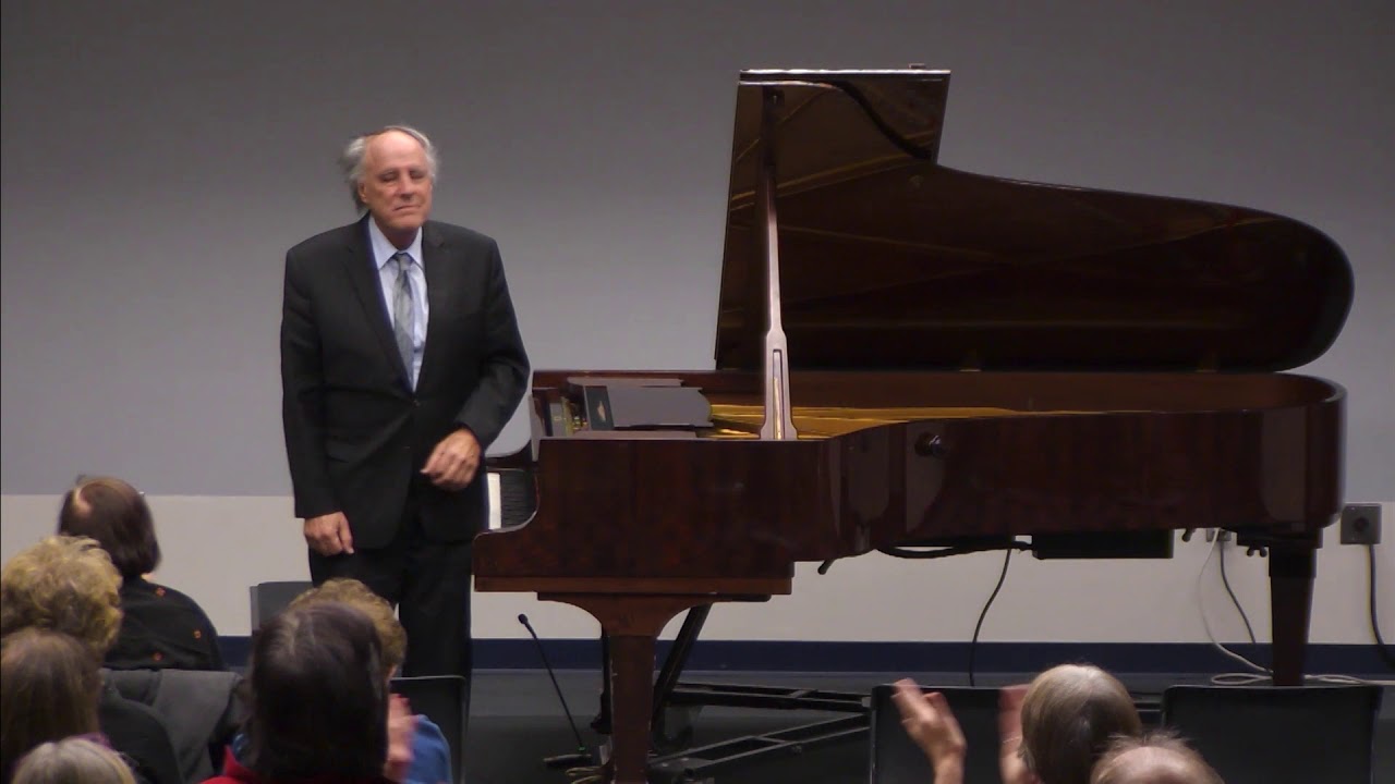 Pianist Roman Rudnytsky - YouTube