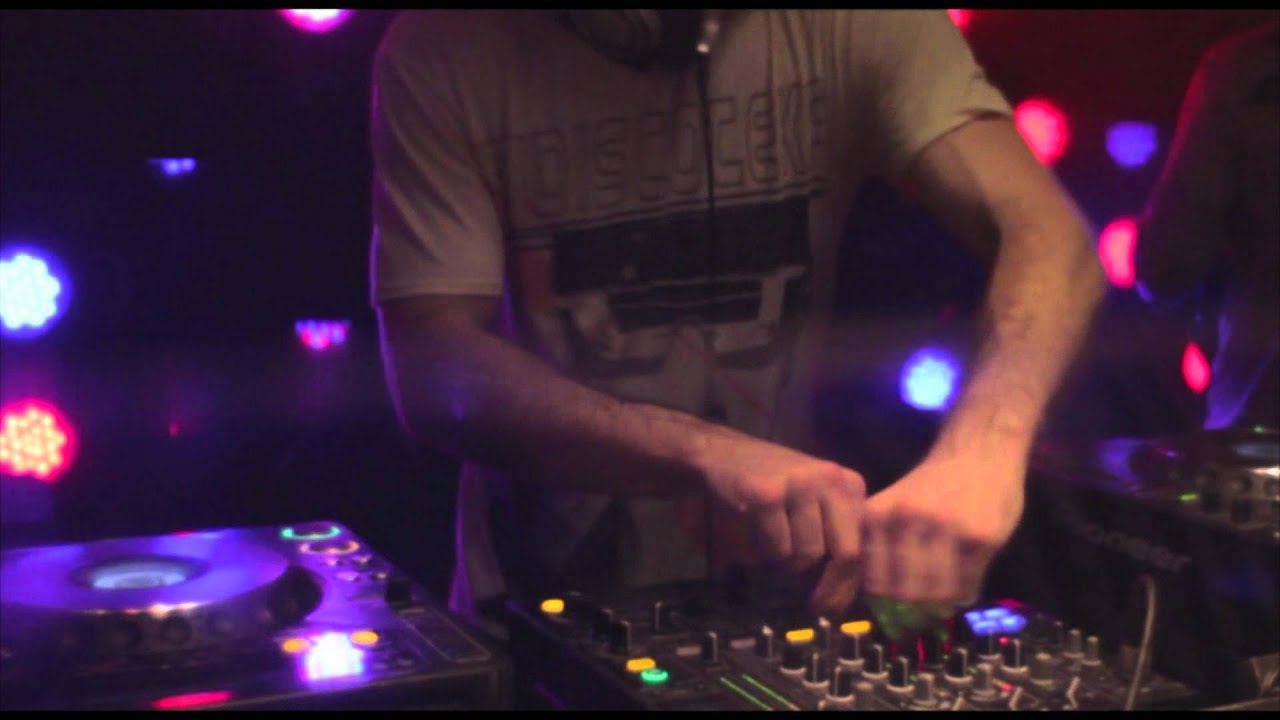 Scott Binder "Symphony Of Drums". Out Now on BeatPort, iTunes - YouTube