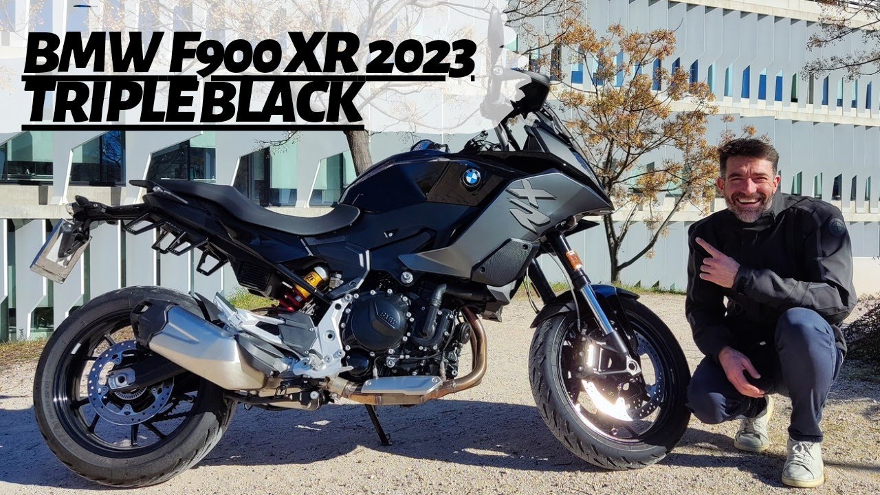 BMW F900 XR 2023 Triple Black - YouTube