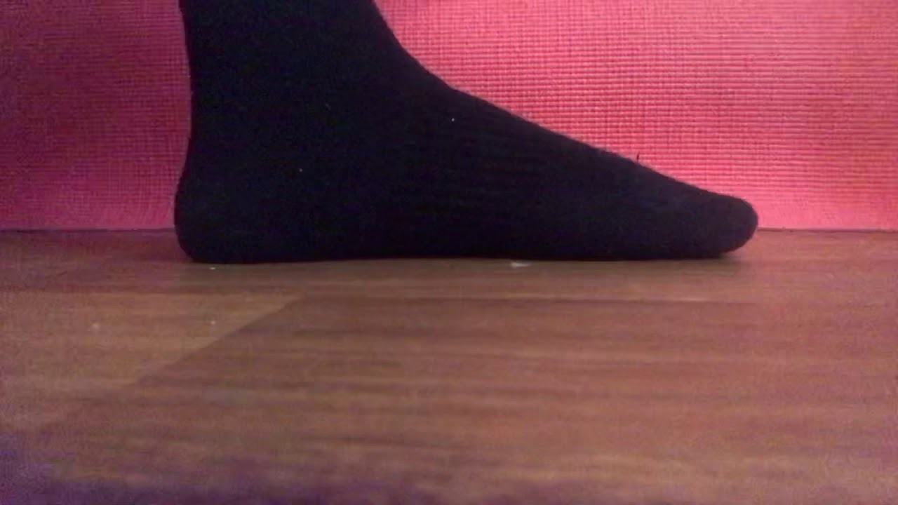 Doming - To strengthen your feet & arches for pointe - YouTube