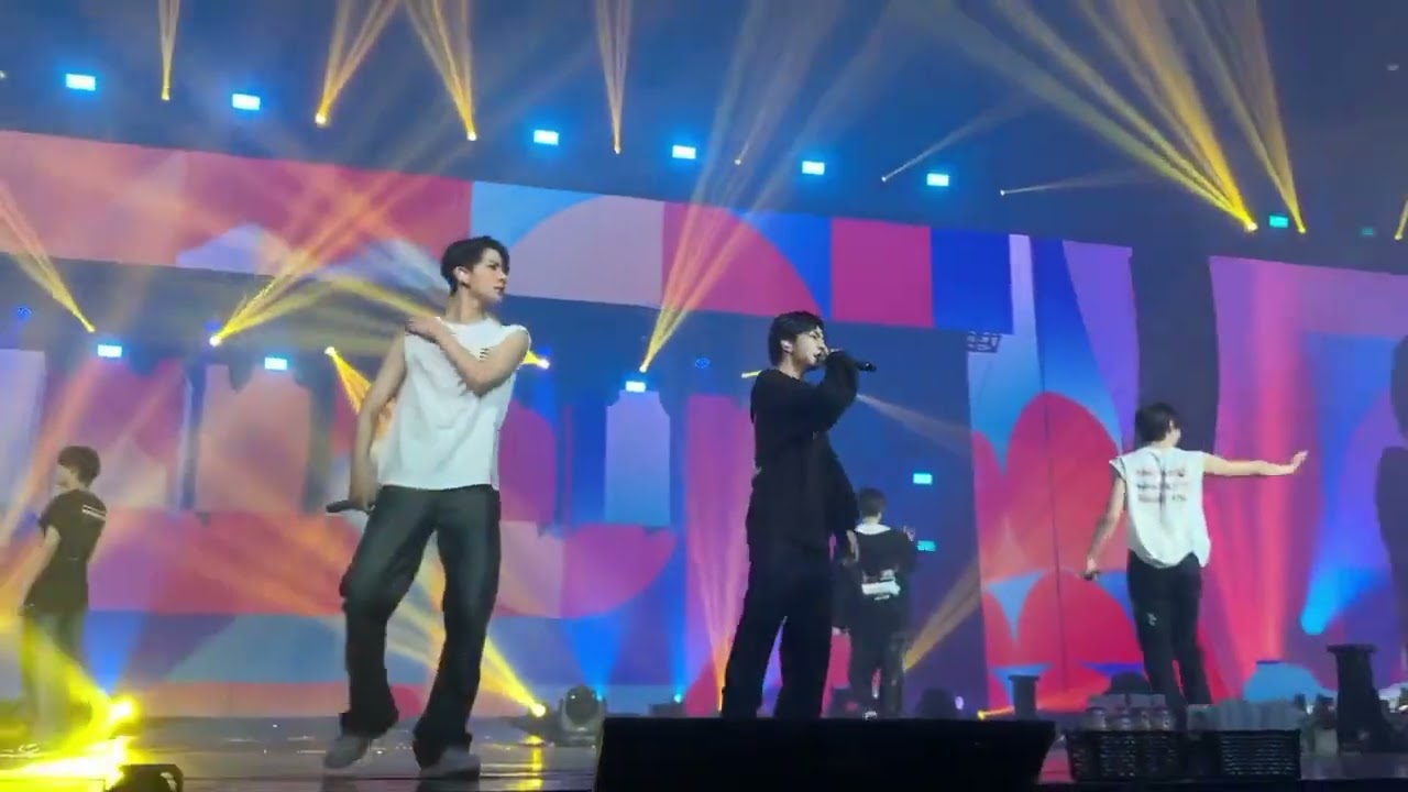 (170922) ENHYPEN MANIFESTO IN SEOUL - Shout Out Encore - YouTube