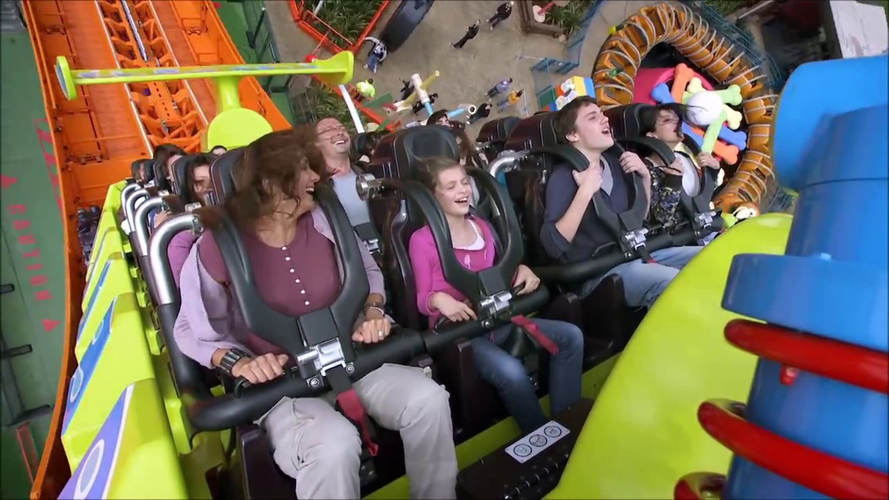 RC Racer - Walt Disney Studios - Disneyland Paris - YouTube