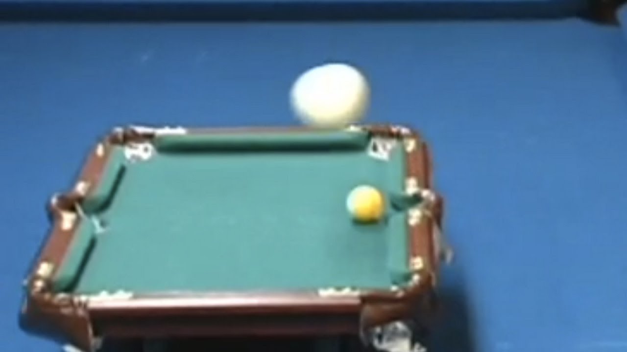 Amazing Pool Trick Shot - YouTube