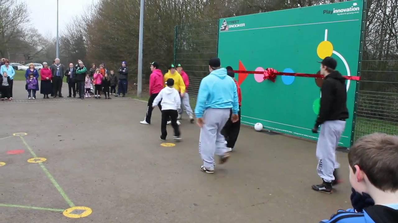 Street Snooker Street Dancers at Welwyn Garden City - YouTube