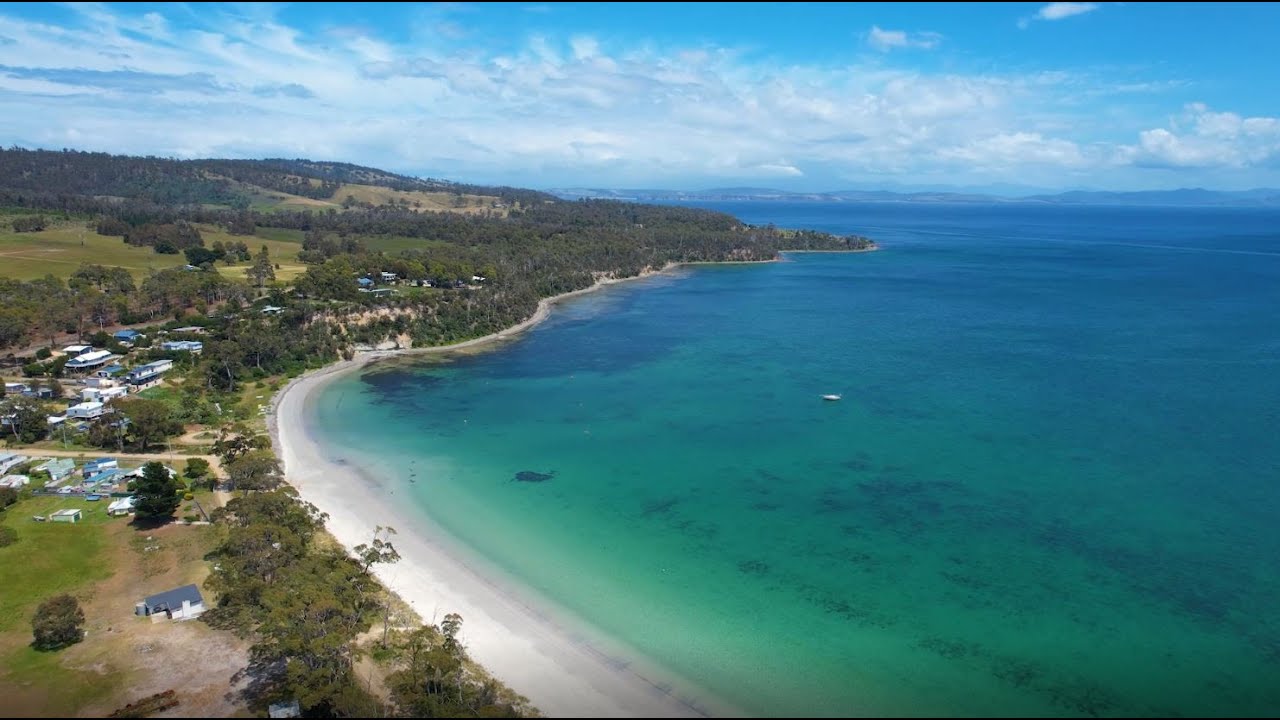 17 Sloping Main Drive, Sloping Main | Presented by Kate Storey Realty ...