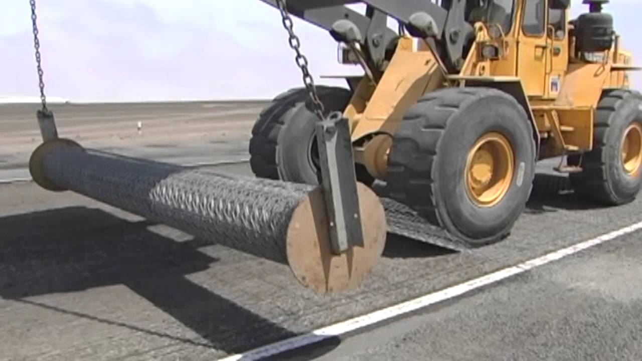 Instalación de Mesh Track en el Km 115 de la Panamericana Norte - YouTube