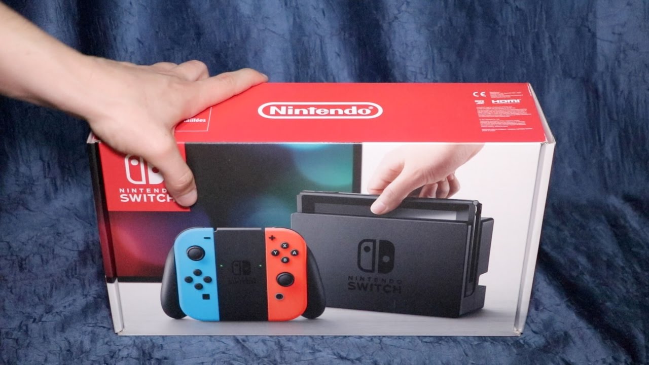 Unboxing the Nintendo SWITCH - YouTube