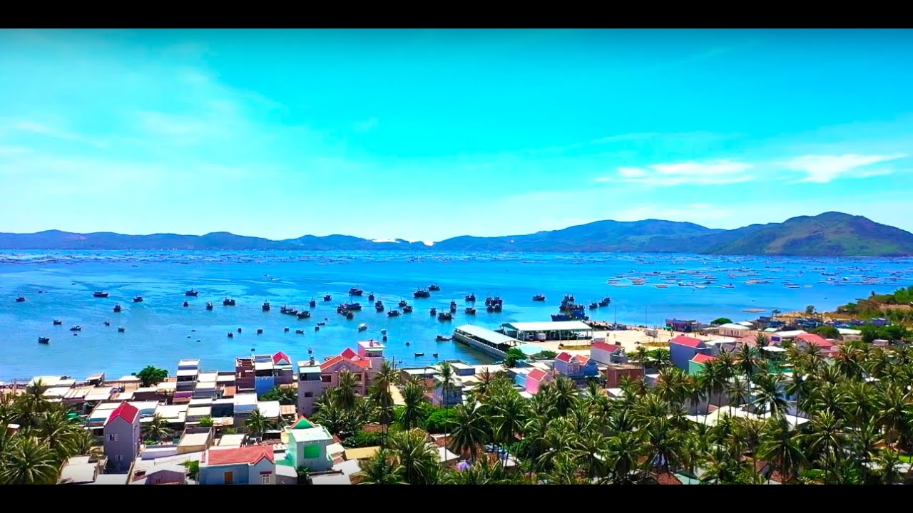 Vịnh Xuân Đài - Xuan Dai Bay (Flycam) - CHECKIN VN - YouTube