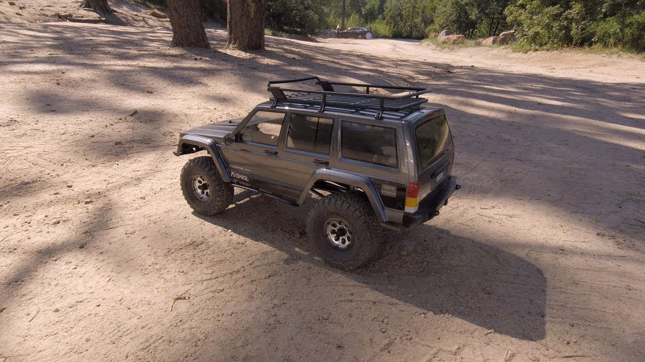 Axial SCX-10 II Unexplored Trail - YouTube